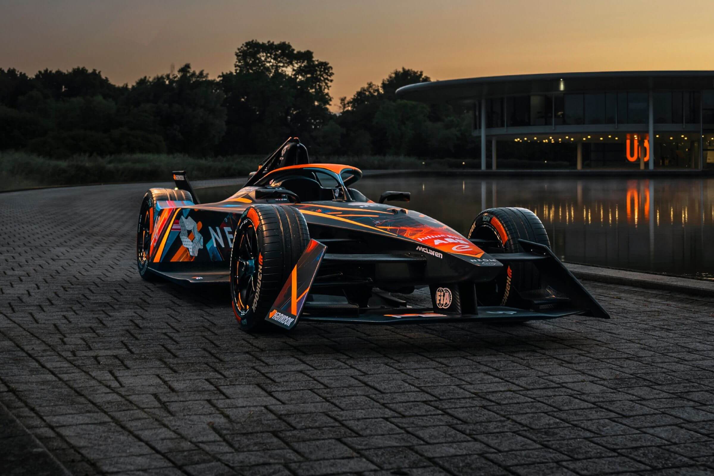 Gallery: McLaren unveils generative AI-designed livery for Formula E season finale in London - e ...